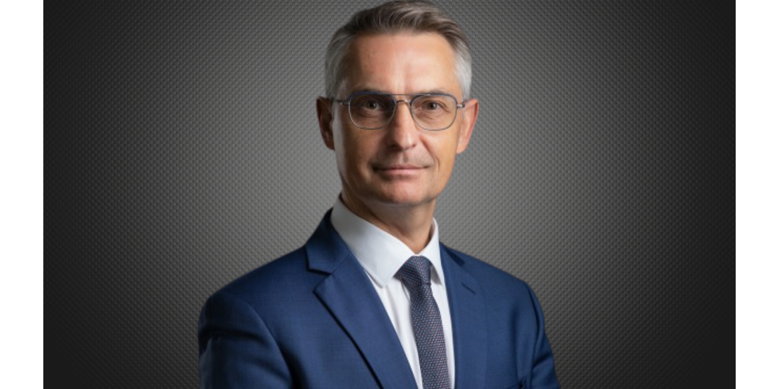 Frédéric Lipka, deux vies sinon rien